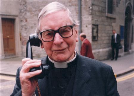 V is for Chad Varah: His Work With The Samaritans - The Positive Encourager